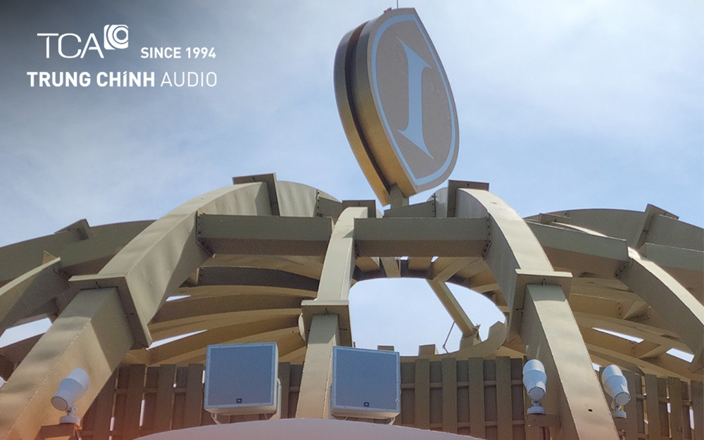 Hệ thống âm thanh loa JBL tại Rooftop Bar Ink360 – InterContinental Phú ...